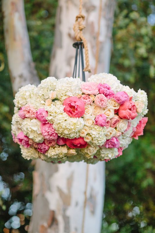Wedding Decor Inspiration: Hanging Wedding Centerpieces -Munaluchi Bride