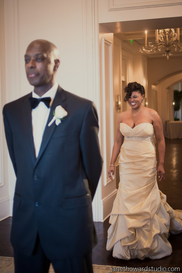 Chic Gold and Black Chanel Inspired Wedding in Atlanta -Munaluchi Bride