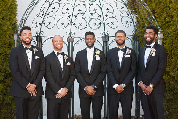 Shekia and Melvin's Lovely Pennsylvania Inn Wedding -Munaluchi Bride
