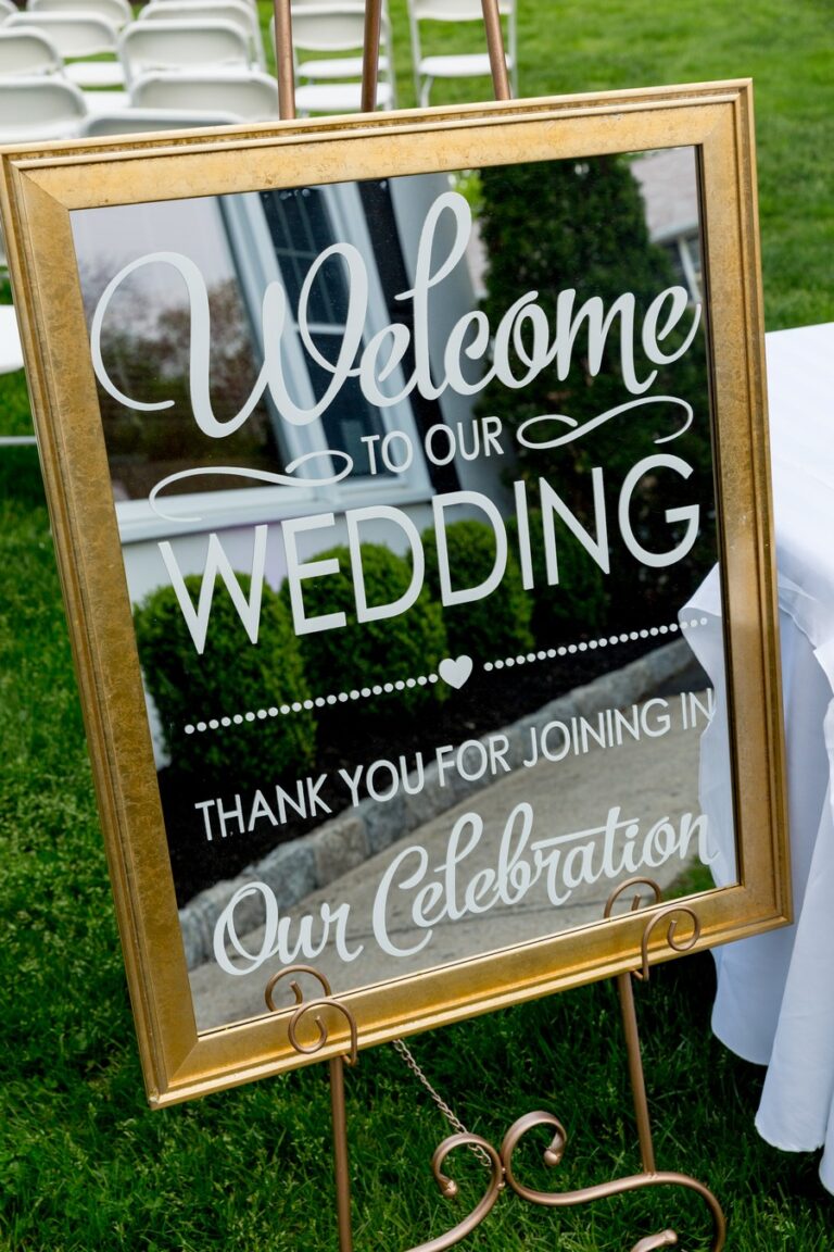 Allison and Rhys' Charming Cherry Blossom Wedding in New York ...