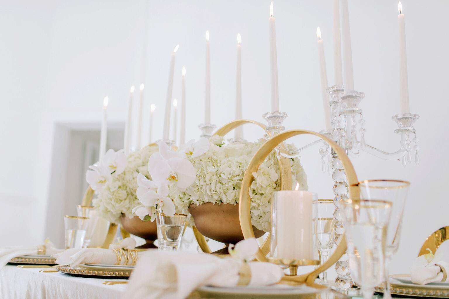 Glam Wedding Ideas from This Love Weddings - Munaluchi Bride