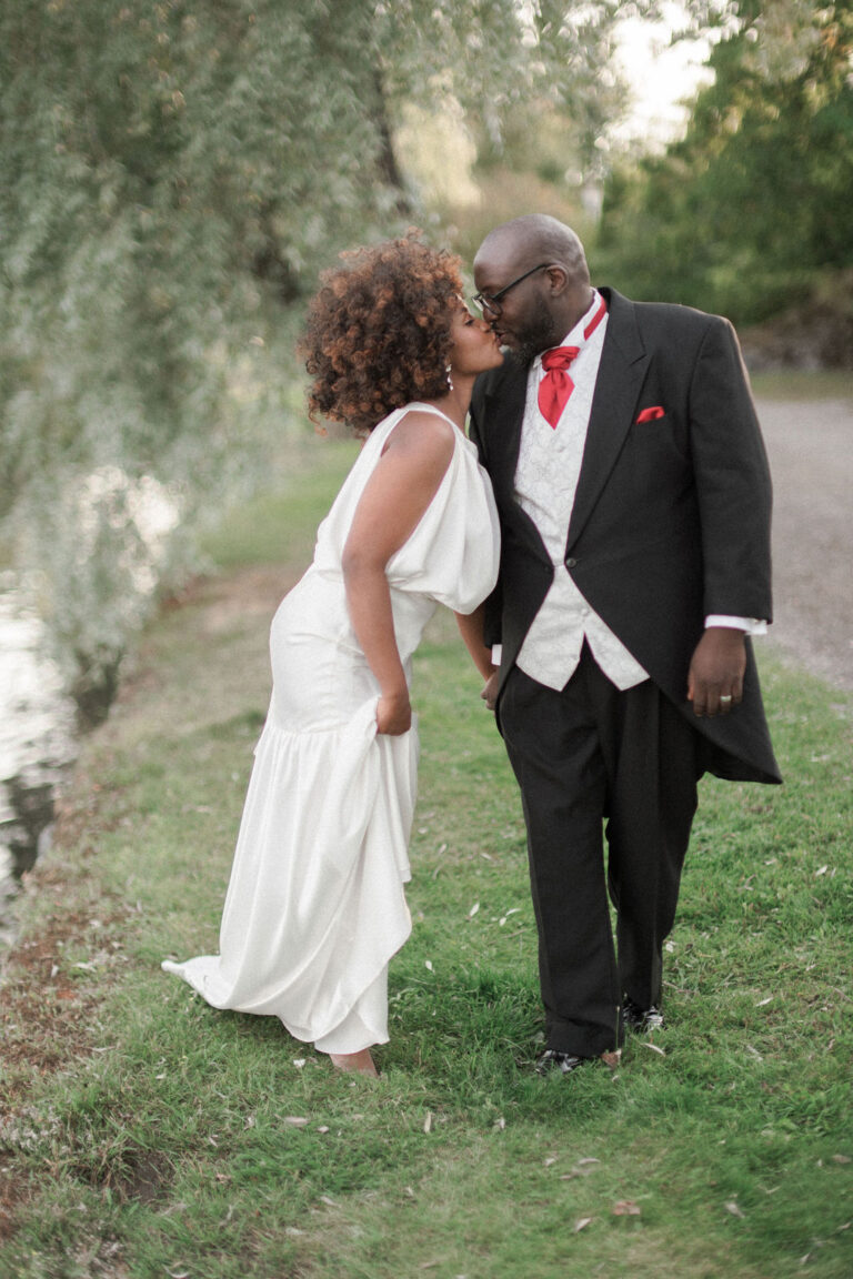 Old World Wedding Romance from a Vintage Castle in Finland - Munaluchi ...