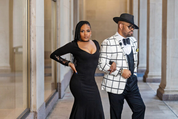 Chic in the City Engagement Session in Downtown Houston - Munaluchi Bride