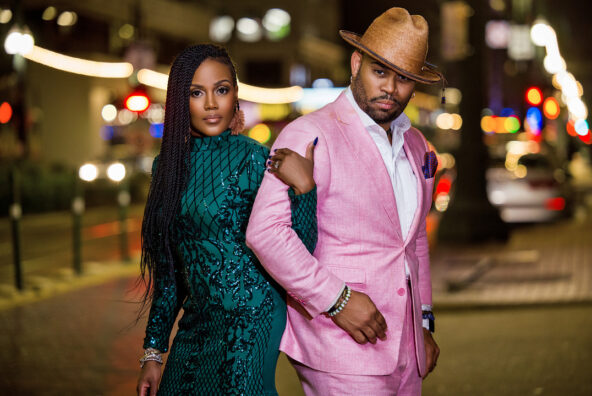 Chic in the City Engagement Session in Downtown Houston - Munaluchi Bride