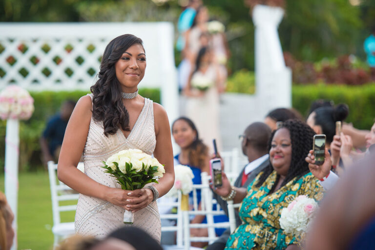 Lush Destination Wedding Overlooking the Ocean in Jamaica - Munaluchi Bride