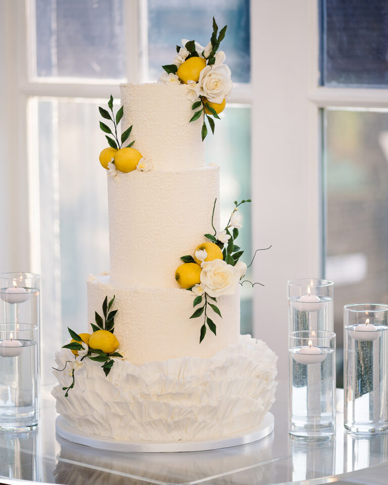 Southern Italian Wedding Inspiration - Munaluchi Bride