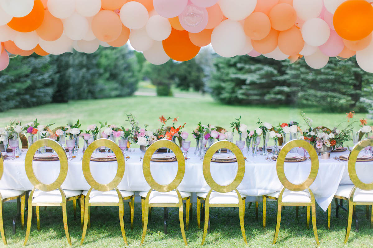 Summer Chic Wedding Inspiration - Munaluchi Bride