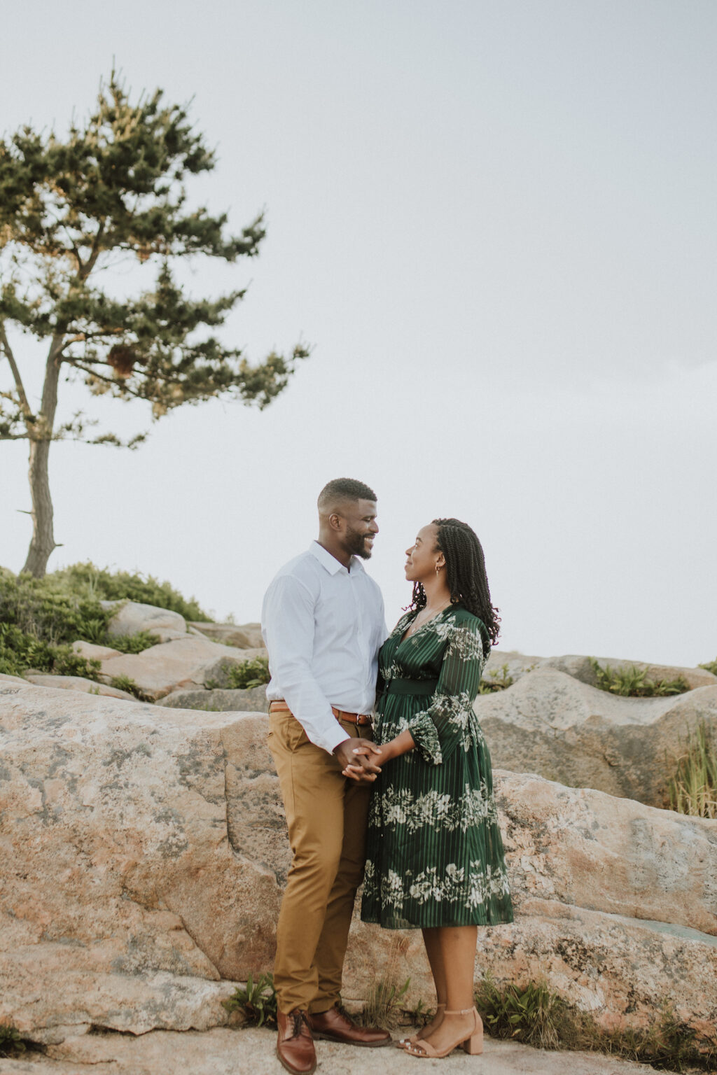 Romantic & Timeless Engagement Session in Narragansett, Rhode Island ...