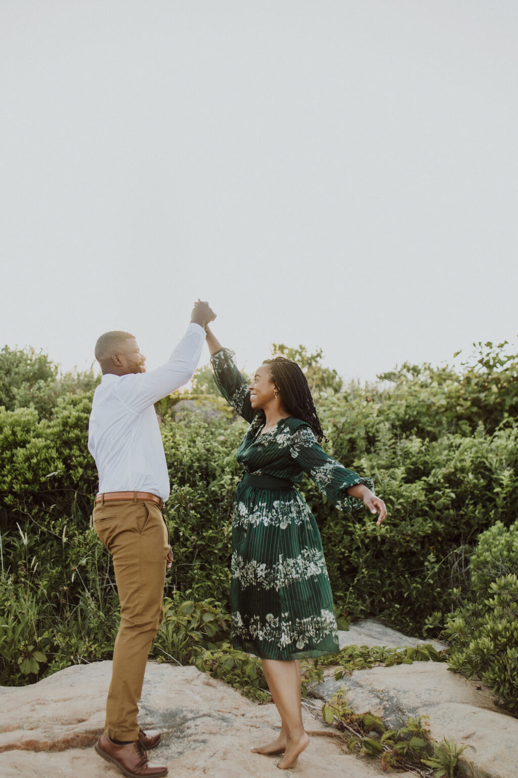 Romantic & Timeless Engagement Session in Narragansett, Rhode Island ...