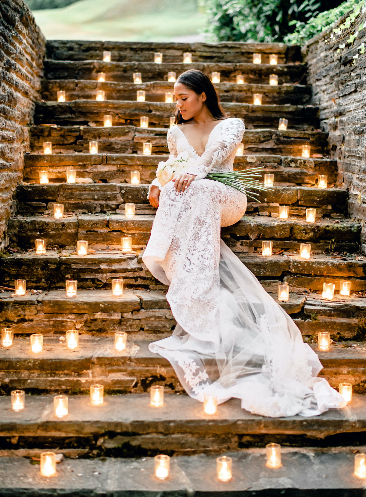 Romantic Golden Hour Micro Wedding Inspiration - Munaluchi Bride