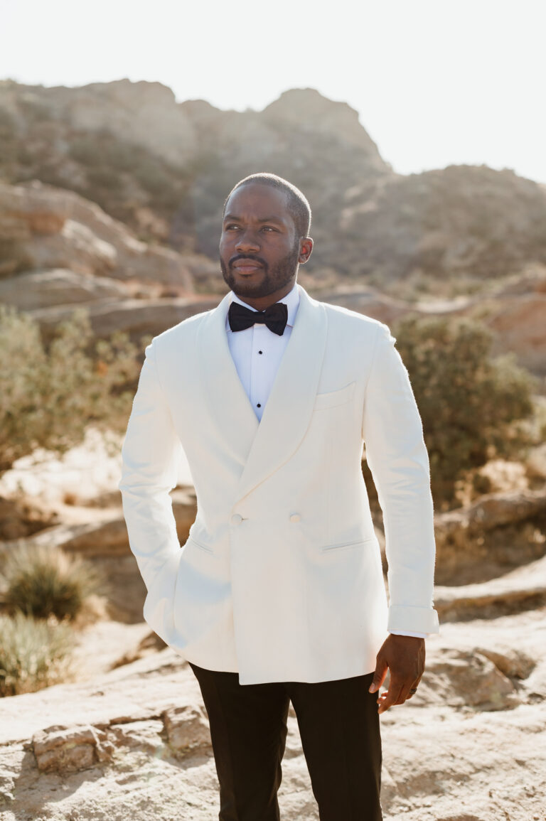 Oliver and Phoenix's Stunning Mountainside Anniversary Photoshoot