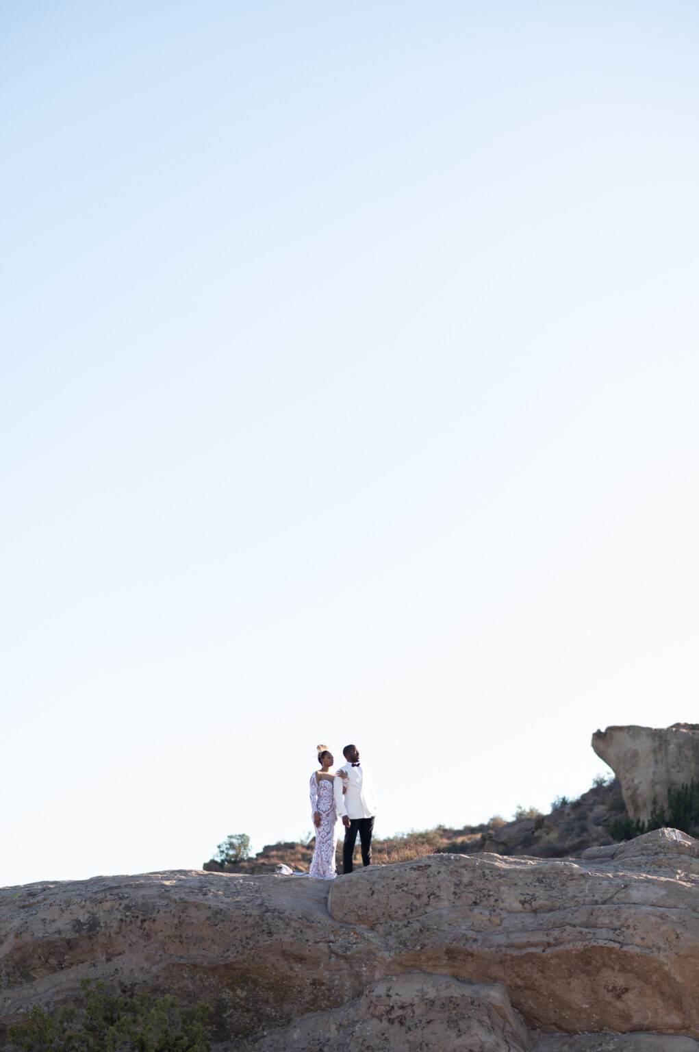 Oliver and Phoenix's Stunning Mountainside Anniversary Photoshoot