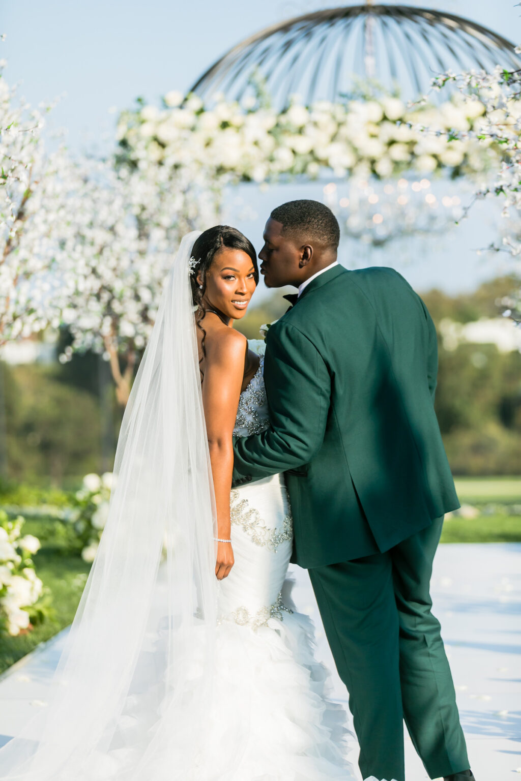 Romantic Fairytale Wedding: "The Miller Experience" - Munaluchi Bride