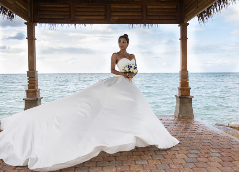 Luxurious Destination Wedding in Montego Bay, Jamaica - Munaluchi Bride