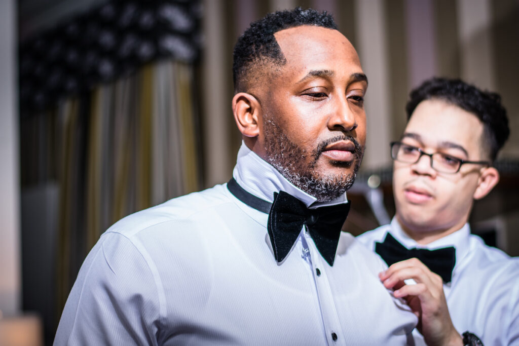 Dreamy Black Tie Winter Wedding in Washington, DC - Munaluchi Bride