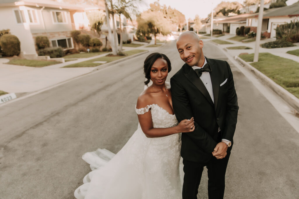 John Kenneth Moore & Ashley Elizabeth Thomas's Intimate Backyard ...