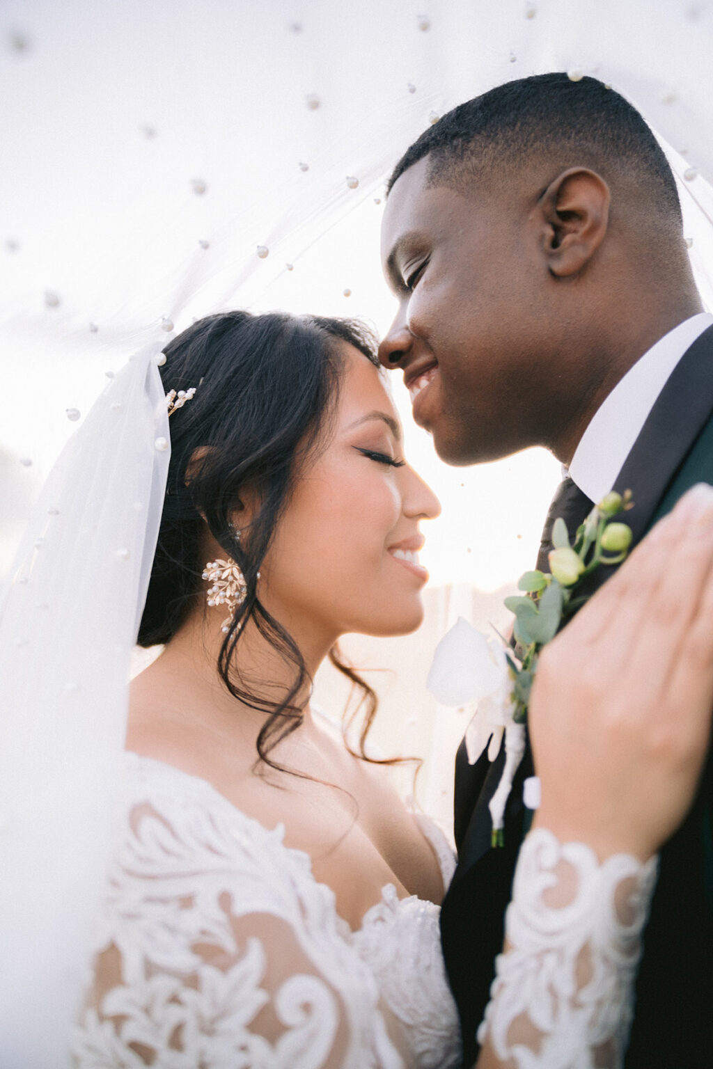Country Club Wedding in Fort Myers, Florida Gives Vintage Elegance ...