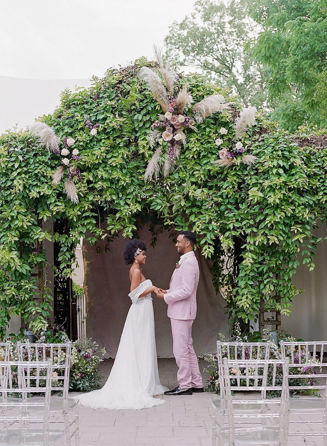 Modern Boho Garden Editorial Exudes Luxury in Charlottesville, Virginia ...