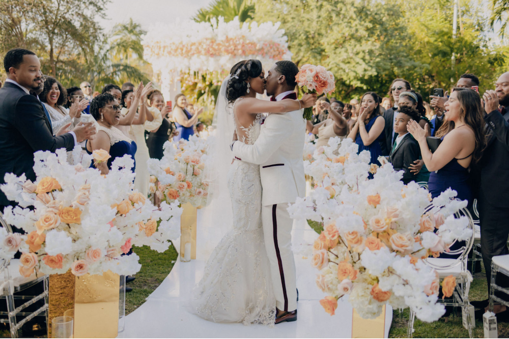 Memorable and Magical Miami Beach Wedding - Munaluchi Bride