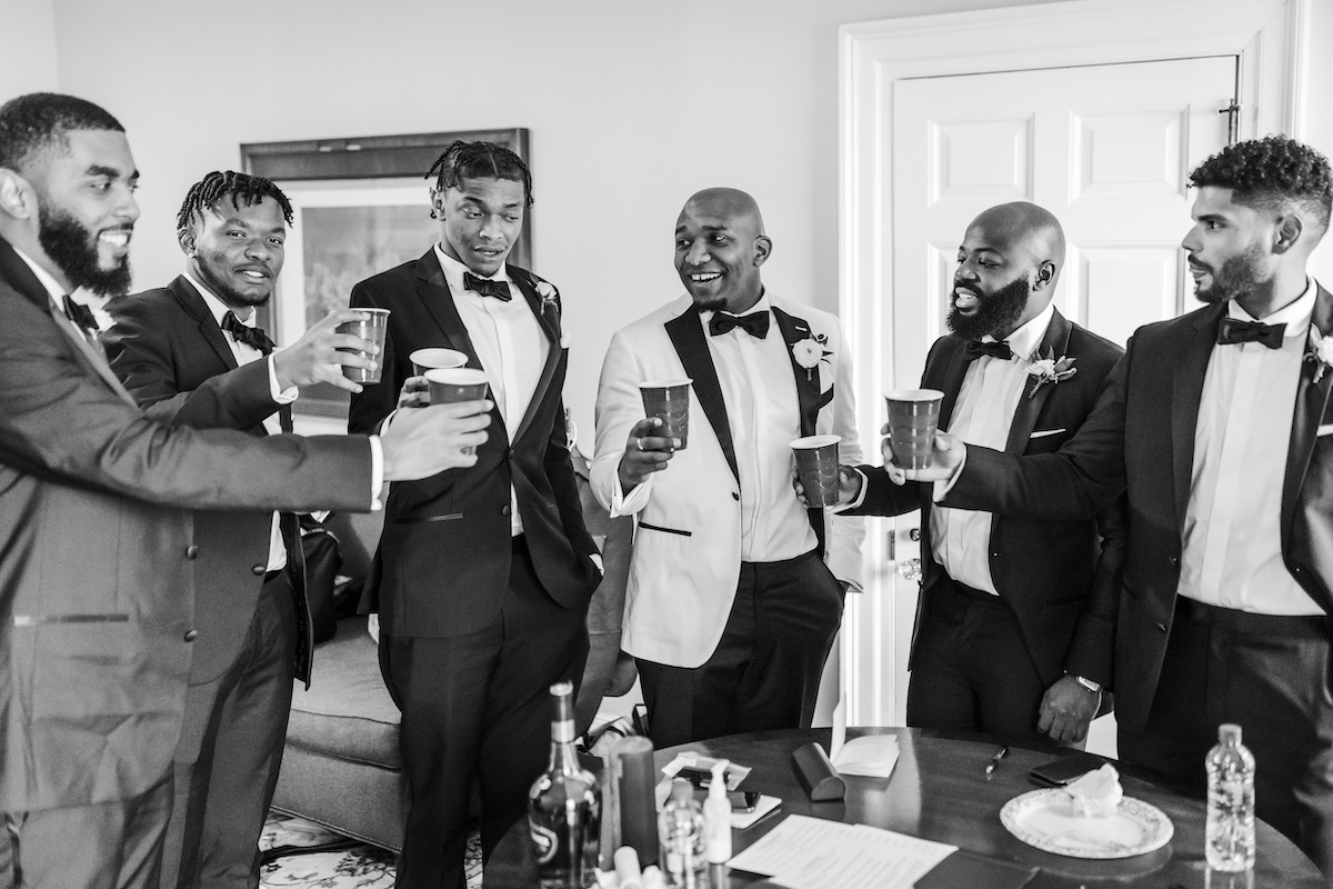 A Rainy Day Was A-Ok At This Outdoor Wedding In Virginia