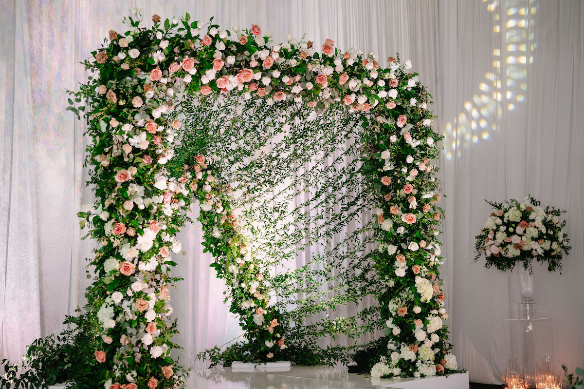 Couple Said I Do in a Stunning Basketball Court Wedding in Miami ...