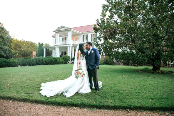 Sommer & Elijah's Charming Outdoor Southern Wedding Has Us Ready For ...