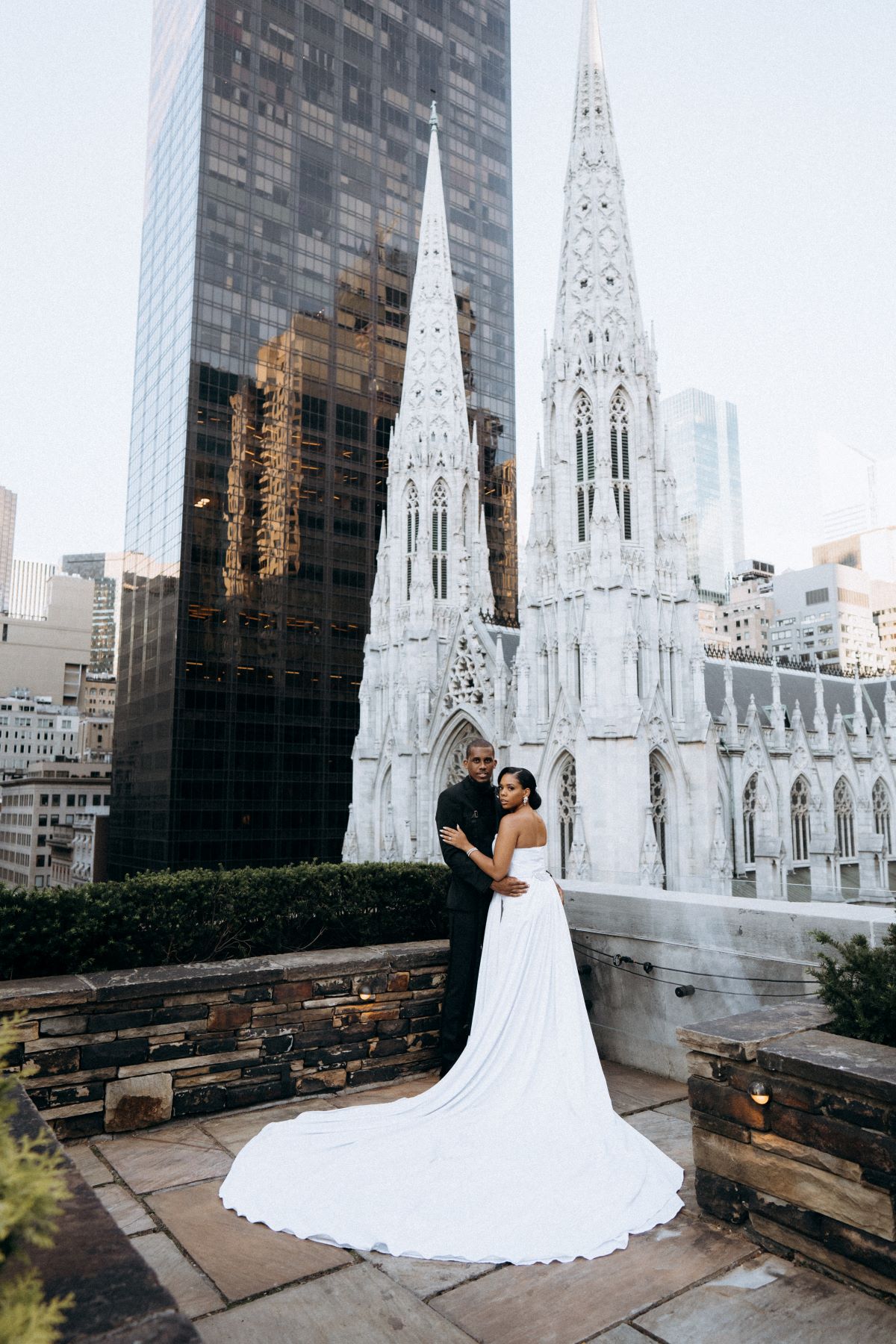 Unplugged & Intimate Wedding in NYC with Jaleesa and Eric - Munaluchi Bride