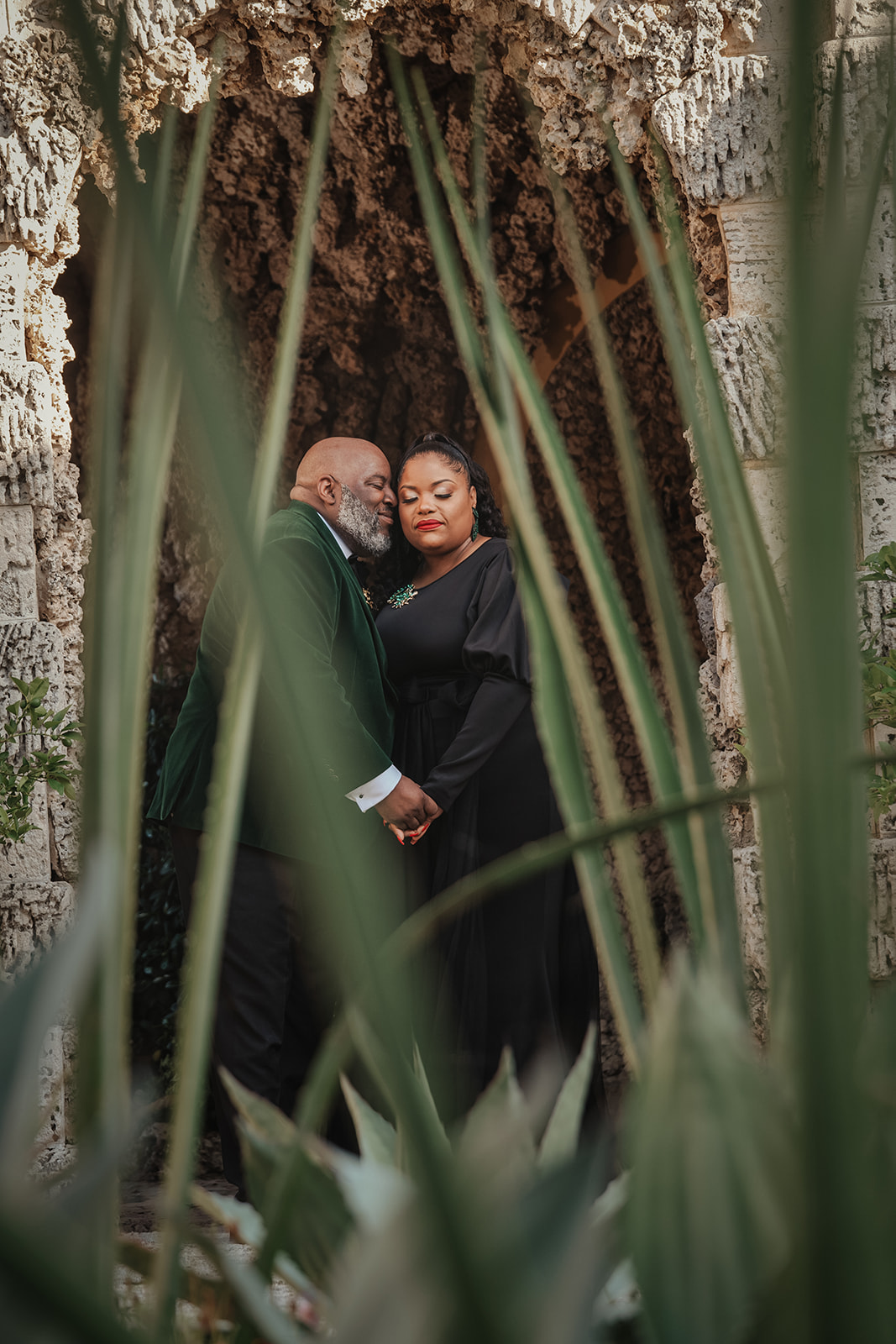 Connie & Chip's Elegant Engagement Session at the Vizcaya Museum and ...