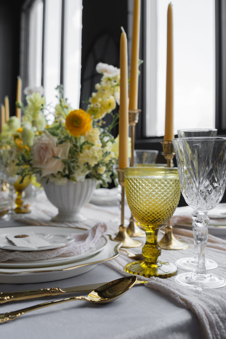 Golden Floral Wedding Inspiration Shines a Light on Size Inclusivity in ...