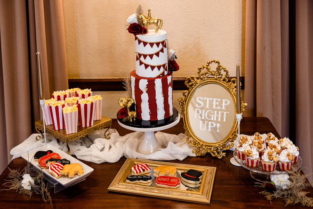 The Greatest Showman Inspired this Vintage Circus-themed Styled Wedding ...