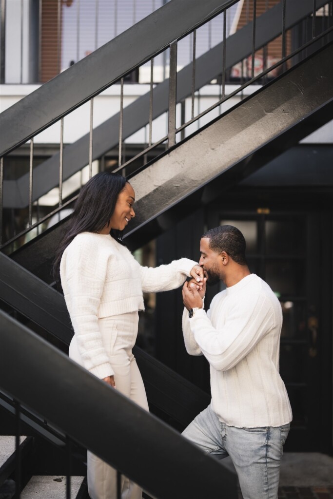 Sexy, Laid-back, and Chill(y) Engagement Session in Winter Park Florida ...
