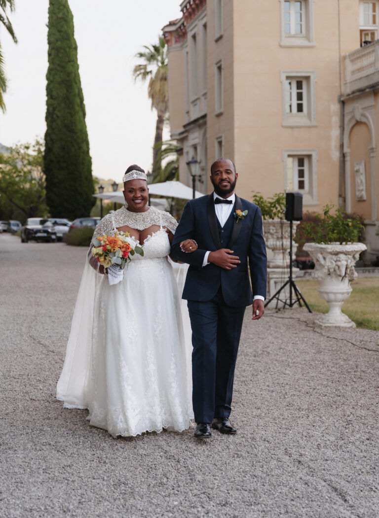 Warm Summer Tones Meet Bold Blues at Stylish Destination Wedding in the ...
