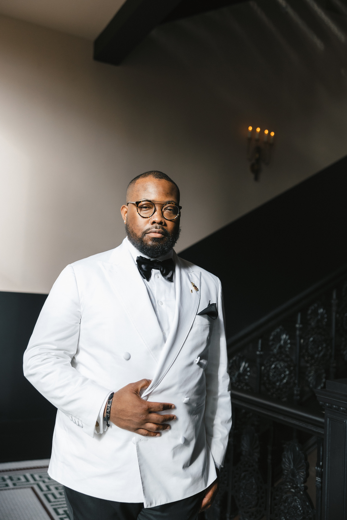 Old Hollywood Glam Meets the Harlem Renaissance at Black Tie Wedding in ...