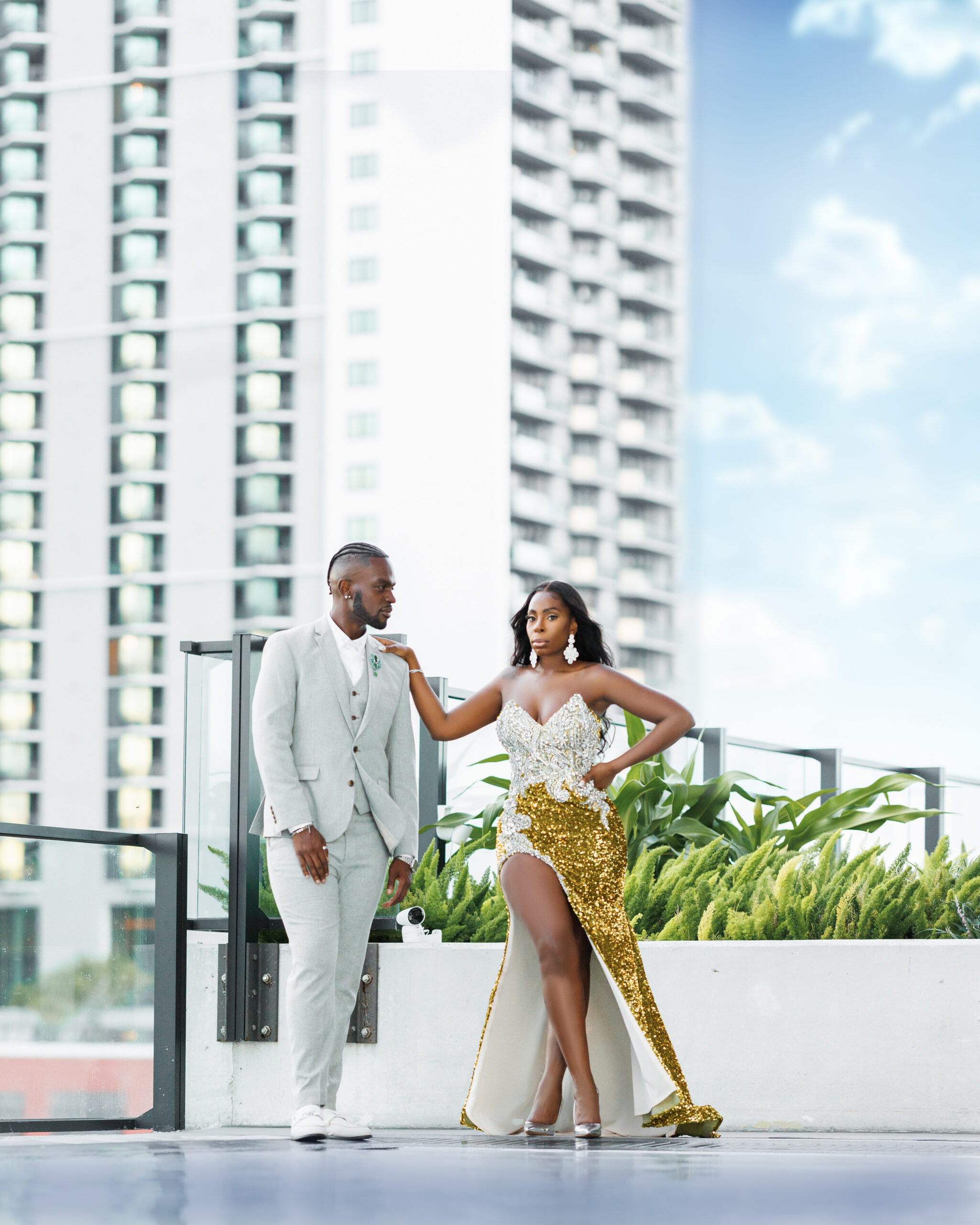 This Upscale Modern Engagement Session in Miami was Full of City Views ...