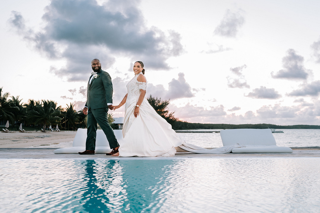 Peteche and Nicholas Island-hopped Across the Bahamas Via Plane for ...