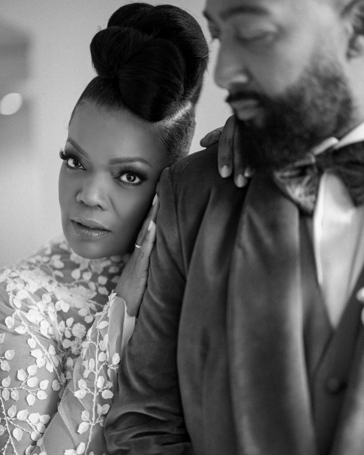 Yvette Nicole Brown & Anthony Davis: Love Is Worth The Wait - Munaluchi ...